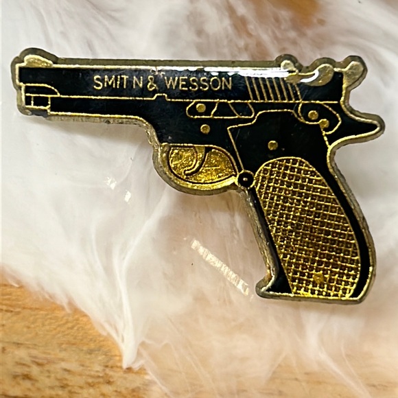 Vintage | Jewelry | Vtg Smith Wesson Gun Design Lapel Pin | Poshmark